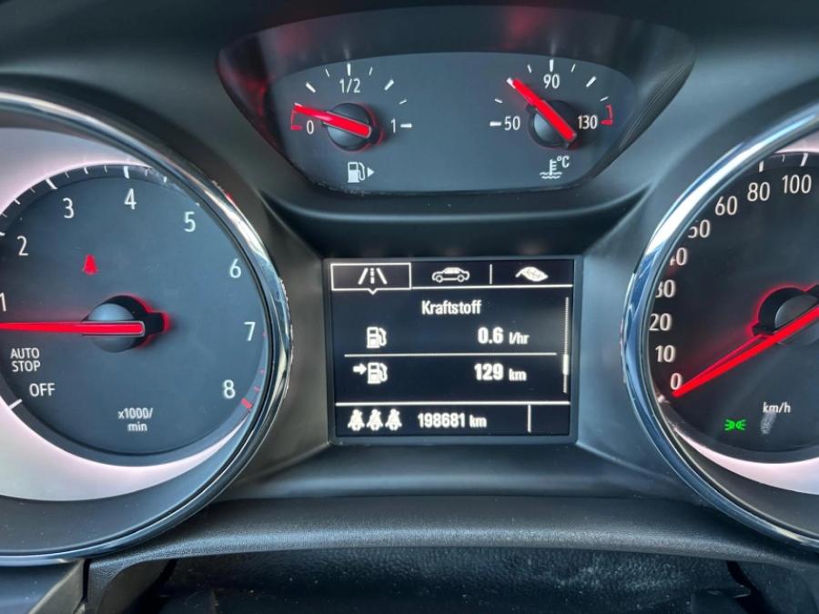 Pelēks Opel Astra 2017 Rīga, ar dzinēja tilpumu 1.00 L un nobraukumu 198 tūkst. km par 7500 €, foto 9 vietnē AUTOMOTO.COM.LV
