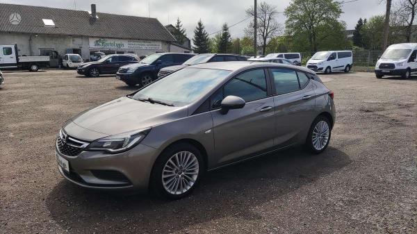 Grey Opel Astra 2017 in Klaipeda, with an engine capacity of 1.00 L and mileage of 173 thousand km for 5850 €, photo 9 on AUTOMOTO.COM.LV