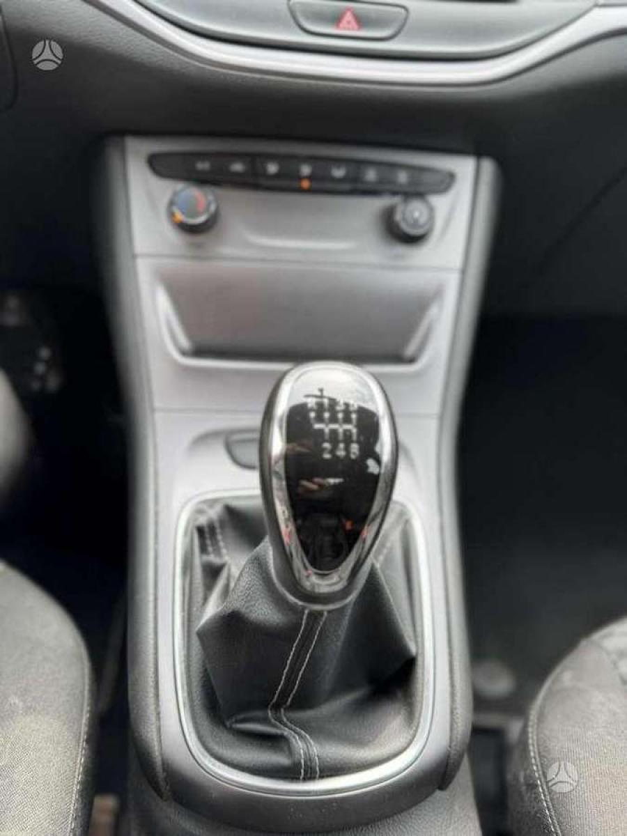 Pelēks Opel Astra 2017 Šilalė, ar dzinēja tilpumu 1.60 L un nobraukumu 350 tūkst. km par 5000 €, foto 13 vietnē AUTOMOTO.COM.LV