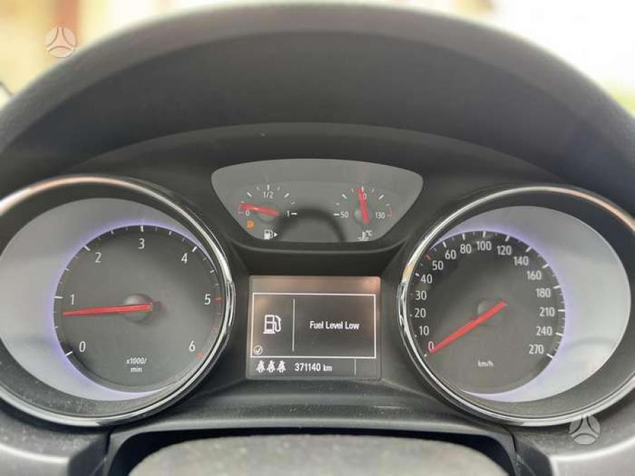 Pelēks Opel Astra 2017 Šilalė, ar dzinēja tilpumu 1.60 L un nobraukumu 350 tūkst. km par 5000 €, foto 16 vietnē AUTOMOTO.COM.LV