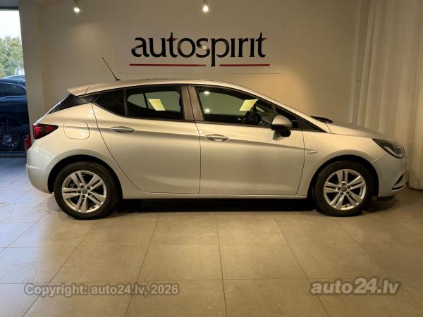 Grey Opel Astra 2017 in Tallinn, with an engine capacity of 1.40 L and mileage of 160 thousand km for 7900 €, photo 5 on AUTOMOTO.COM.LV