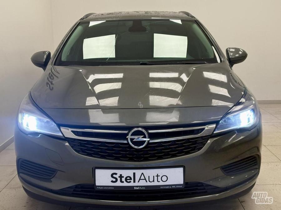Pelēks Opel Astra 2018 Viļņa, ar dzinēja tilpumu 1.60 L un nobraukumu 238 tūkst. km par 5700 €, foto 3 vietnē AUTOMOTO.COM.LV