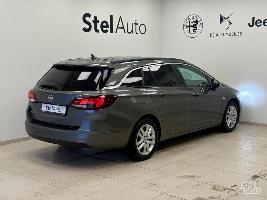 Pelēks Opel Astra 2018 Viļņa, ar dzinēja tilpumu 1.60 L un nobraukumu 238 tūkst. km par 5700 €, foto 5 vietnē AUTOMOTO.COM.LV