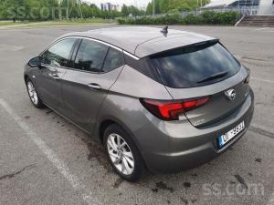 Pelēks Opel Astra 2018 Rīga, ar dzinēja tilpumu 1.00 L un nobraukumu 94 tūkst. km par 8450 €, foto 5 vietnē AUTOMOTO.COM.LV