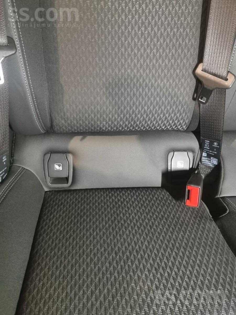 Pelēks Opel Astra 2018 Rīga, ar dzinēja tilpumu 1.00 L un nobraukumu 94 tūkst. km par 8450 €, foto 16 vietnē AUTOMOTO.COM.LV
