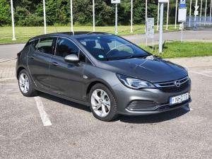 Grey Opel Astra 2018 in Vilnius, with an engine capacity of 1.60 L and mileage of 75 thousand km for 8200 €, photo 3 on AUTOMOTO.COM.LV