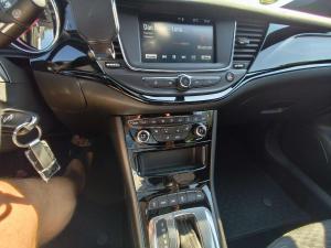 Grey Opel Astra 2018 in Vilnius, with an engine capacity of 1.60 L and mileage of 75 thousand km for 8200 €, photo 7 on AUTOMOTO.COM.LV