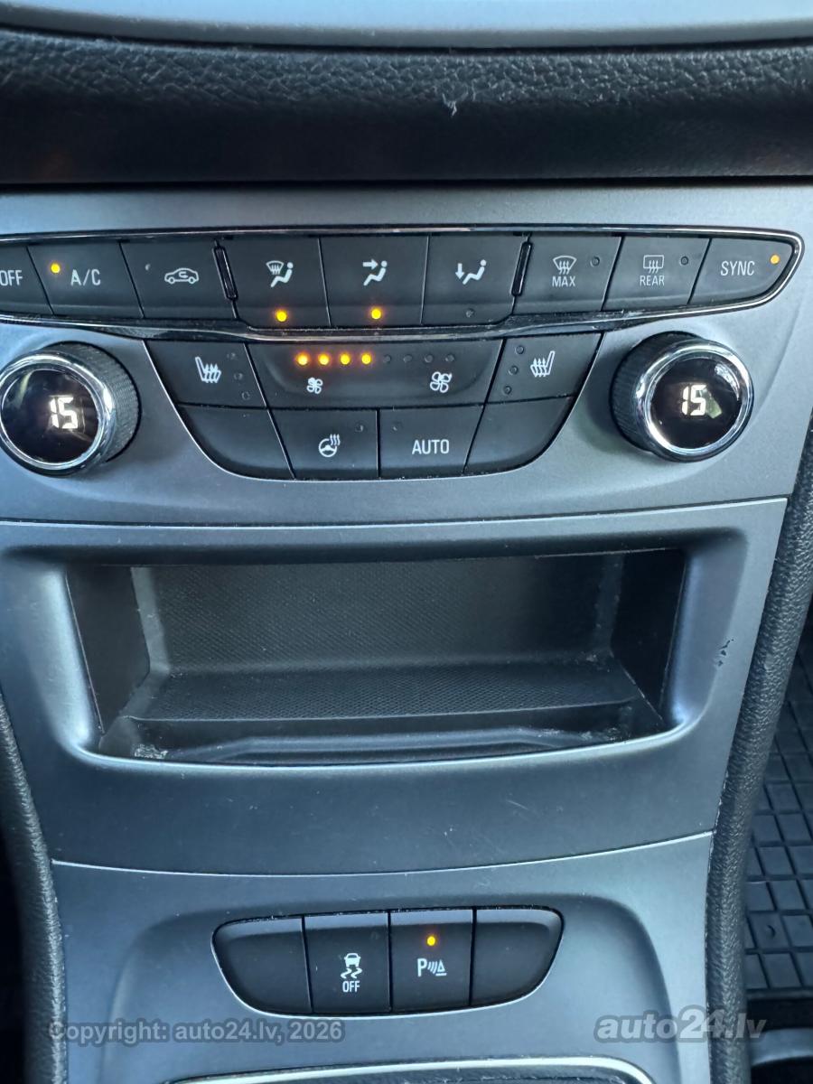 Grey Opel Astra 2019 in Tallinn, with an engine capacity of 1.40 L and mileage of 190 thousand km for 6999 €, photo 12 on AUTOMOTO.COM.LV