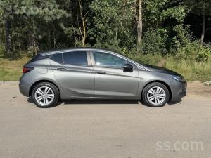 Grey Opel Astra 2019 in Riga, with an engine capacity of 1.40 L and mileage of 64 thousand km for 8450 €, photo 6 on AUTOMOTO.COM.LV