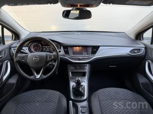 Grey Opel Astra 2019 in Riga, with an engine capacity of 1.40 L and mileage of 64 thousand km for 8450 €, photo 8 on AUTOMOTO.COM.LV