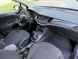 Grey Opel Astra 2019 in Riga, with an engine capacity of 1.40 L and mileage of 64 thousand km for 8450 €, photo 9 on AUTOMOTO.COM.LV