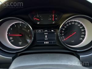 Grey Opel Astra 2019 in Riga, with an engine capacity of 1.40 L and mileage of 64 thousand km for 8450 €, photo 15 on AUTOMOTO.COM.LV