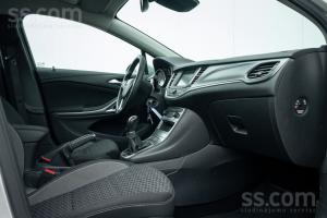 Pelēks Opel Astra 2020 Jelgava, ar dzinēja tilpumu 1.50 L un nobraukumu 186 tūkst. km par 6990 €, foto 8 vietnē AUTOMOTO.COM.LV