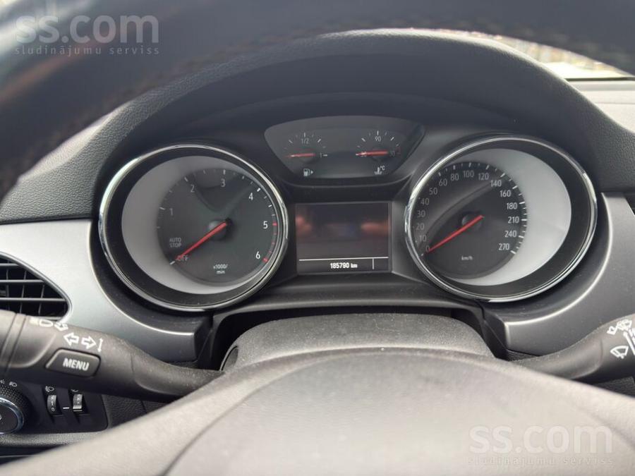 Grey Opel Astra 2020 in Riga, with an engine capacity of 1.50 L and mileage of 186 thousand km for 7900 €, photo 7 on AUTOMOTO.COM.LV