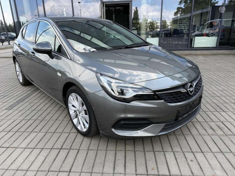 Grey Opel Astra 2020 in Kaunas, with an engine capacity of 1.20 L and mileage of 139 thousand km for 7500 €, photo 3 on AUTOMOTO.COM.LV