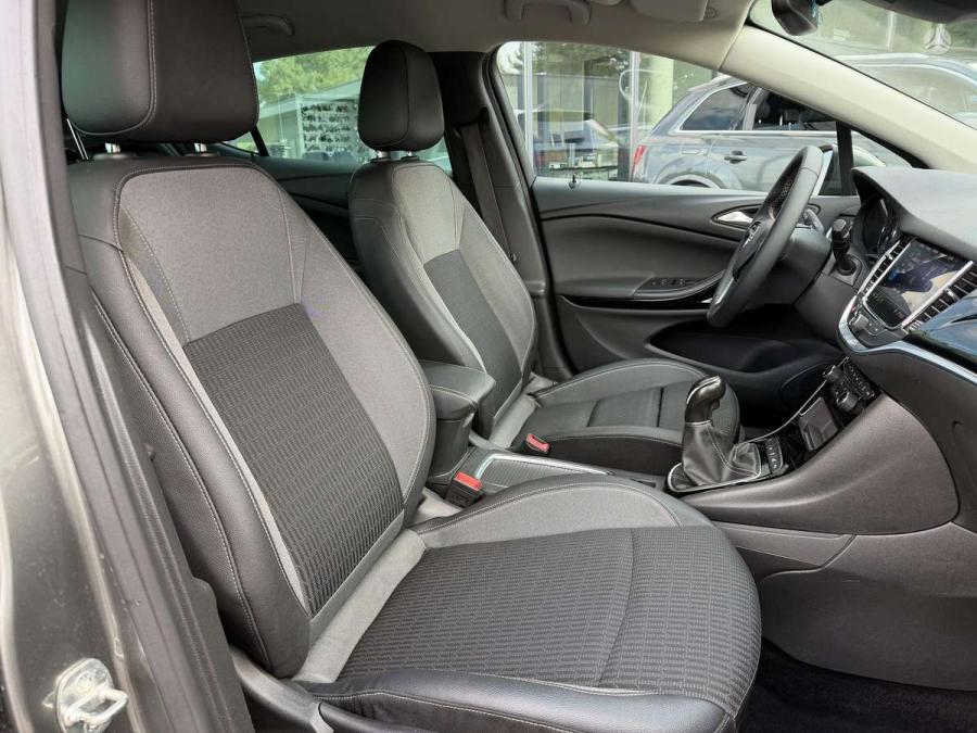 Grey Opel Astra 2020 in Kaunas, with an engine capacity of 1.20 L and mileage of 139 thousand km for 7500 €, photo 13 on AUTOMOTO.COM.LV