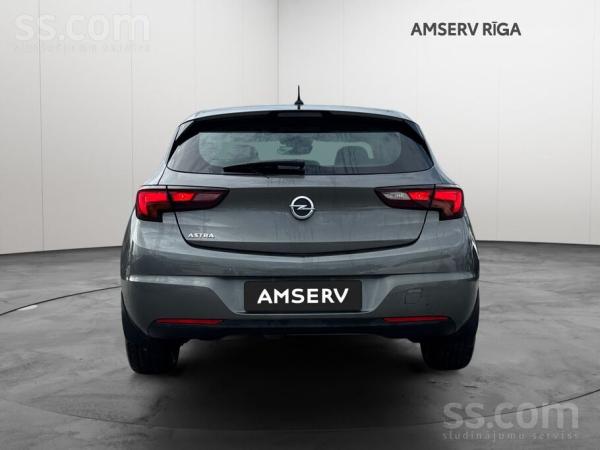 Grey Opel Astra 2021 in Riga, with an engine capacity of 1.20 L and mileage of 48 thousand km for 9500 €, photo 4 on AUTOMOTO.COM.LV