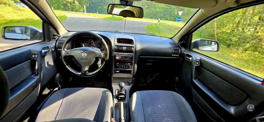 Pelēks Opel Astra 2004 Kauņa, ar dzinēja tilpumu 2.00 L un nobraukumu 445 tūkst. km par 450 €, foto 6 vietnē AUTOMOTO.COM.LV