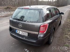 Pelēks Opel Astra 2010 Jūrmala, ar dzinēja tilpumu 1.30 L un nobraukumu 340 tūkst. km par 1550 €, foto 10 vietnē AUTOMOTO.COM.LV