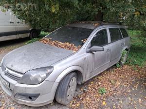Grey Opel Astra 2005 in Riga, with an engine capacity of 1.90 L and mileage of 315 thousand km for 300 €, photo  on AUTOMOTO.COM.LV