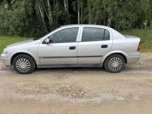 Grey Opel Astra 1999 in Vilnius, with an engine capacity of 1.60 L and mileage of 220 thousand km for 550 €, photo 5 on AUTOMOTO.COM.LV