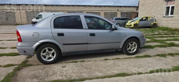 Grey Opel Astra 2001 in Kuldiga, with an engine capacity of 1.40 L and mileage of 427 thousand km for 799 €, photo 7 on AUTOMOTO.COM.LV