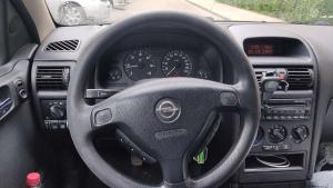 Grey Opel Astra 2002 in Vilnius, with an engine capacity of 2.00 L and mileage of 280 thousand km for 600 €, photo 10 on AUTOMOTO.COM.LV