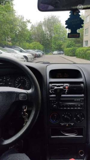Grey Opel Astra 2002 in Vilnius, with an engine capacity of 2.00 L and mileage of 280 thousand km for 600 €, photo 11 on AUTOMOTO.COM.LV
