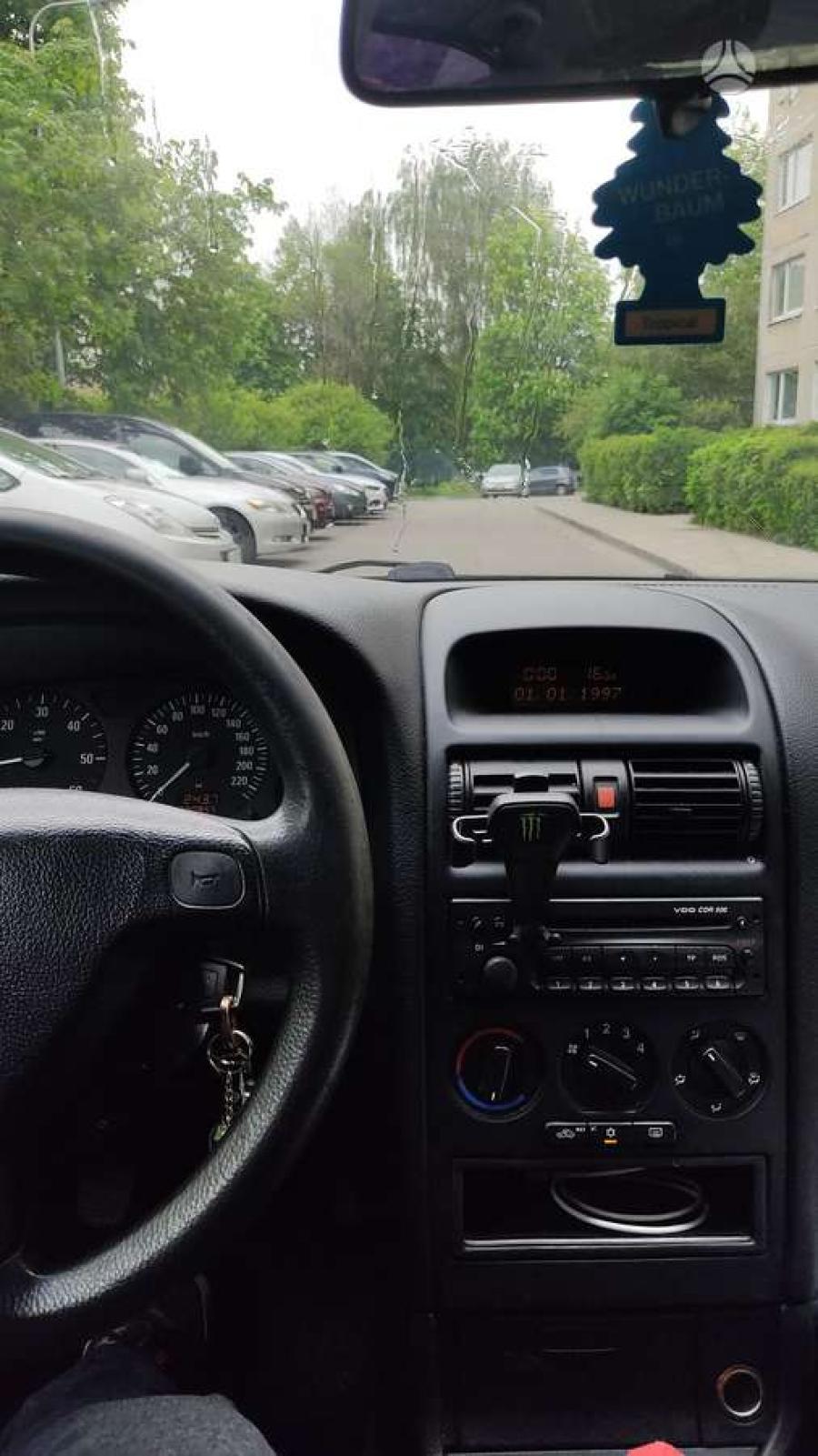Grey Opel Astra 2002 in Vilnius, with an engine capacity of 2.00 L and mileage of 280 thousand km for 600 €, photo 11 on AUTOMOTO.COM.LV