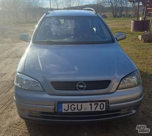Pelēks Opel Astra 2004 Viļņa, ar dzinēja tilpumu 2.00 L un nobraukumu 300 tūkst. km par 800 €, foto  vietnē AUTOMOTO.COM.LV