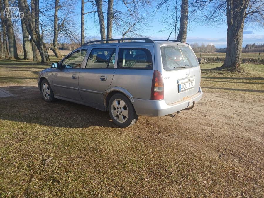 Pelēks Opel Astra 2004 Viļņa, ar dzinēja tilpumu 2.00 L un nobraukumu 300 tūkst. km par 800 €, foto 4 vietnē AUTOMOTO.COM.LV