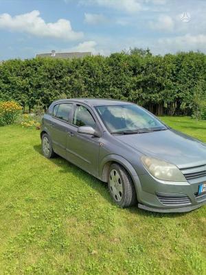 Pelēks Opel Astra 2004 Kauņa, ar dzinēja tilpumu 1.69 L un nobraukumu 0 tūkst. km par 450 €, foto  vietnē AUTOMOTO.COM.LV