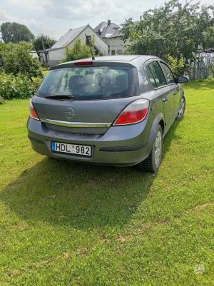 Pelēks Opel Astra 2004 Kauņa, ar dzinēja tilpumu 1.69 L un nobraukumu 0 tūkst. km par 450 €, foto 5 vietnē AUTOMOTO.COM.LV
