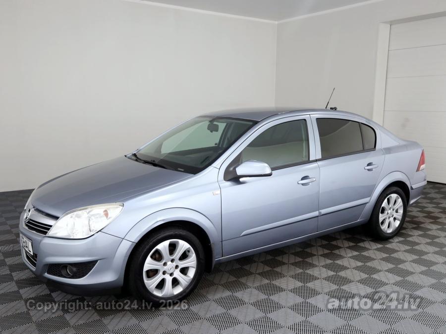 Pelēks Opel Astra 2007 Tallina, ar dzinēja tilpumu 1.60 L un nobraukumu 133 tūkst. km par 1799 €, foto 3 vietnē AUTOMOTO.COM.LV