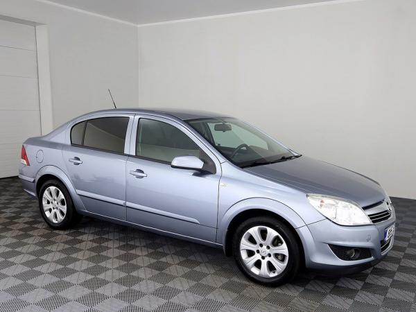 Pelēks Opel Astra 2007 Tallina, ar dzinēja tilpumu 1.60 L un nobraukumu 133 tūkst. km par 1799 €, foto 8 vietnē AUTOMOTO.COM.LV