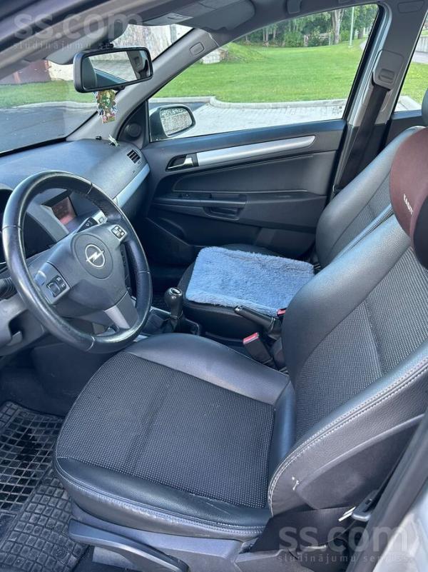 Pelēks Opel Astra 2007 Aizkraukle, ar dzinēja tilpumu 1.70 L un nobraukumu 242 tūkst. km par 850 €, foto 6 vietnē AUTOMOTO.COM.LV