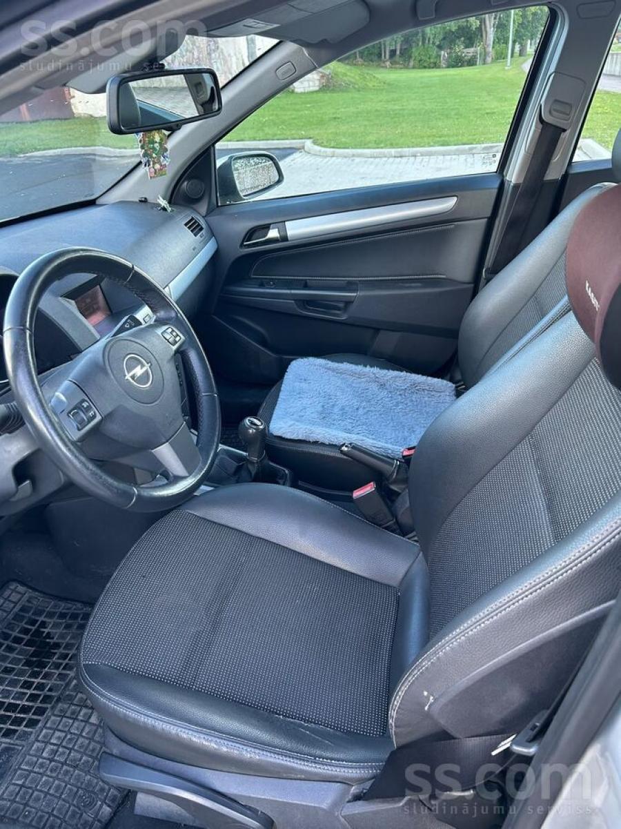 Pelēks Opel Astra 2007 Aizkraukle, ar dzinēja tilpumu 1.70 L un nobraukumu 242 tūkst. km par 850 €, foto 7 vietnē AUTOMOTO.COM.LV