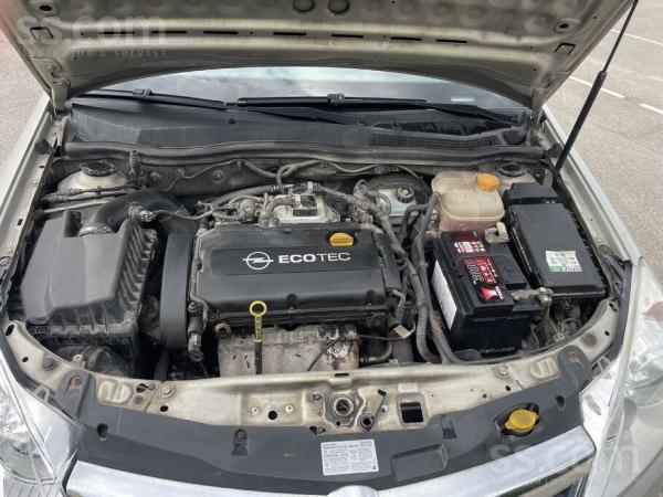 Pelēks Opel Astra 2007 Rīga, ar dzinēja tilpumu 1.60 L un nobraukumu 186 tūkst. km par 1300 €, foto 5 vietnē AUTOMOTO.COM.LV