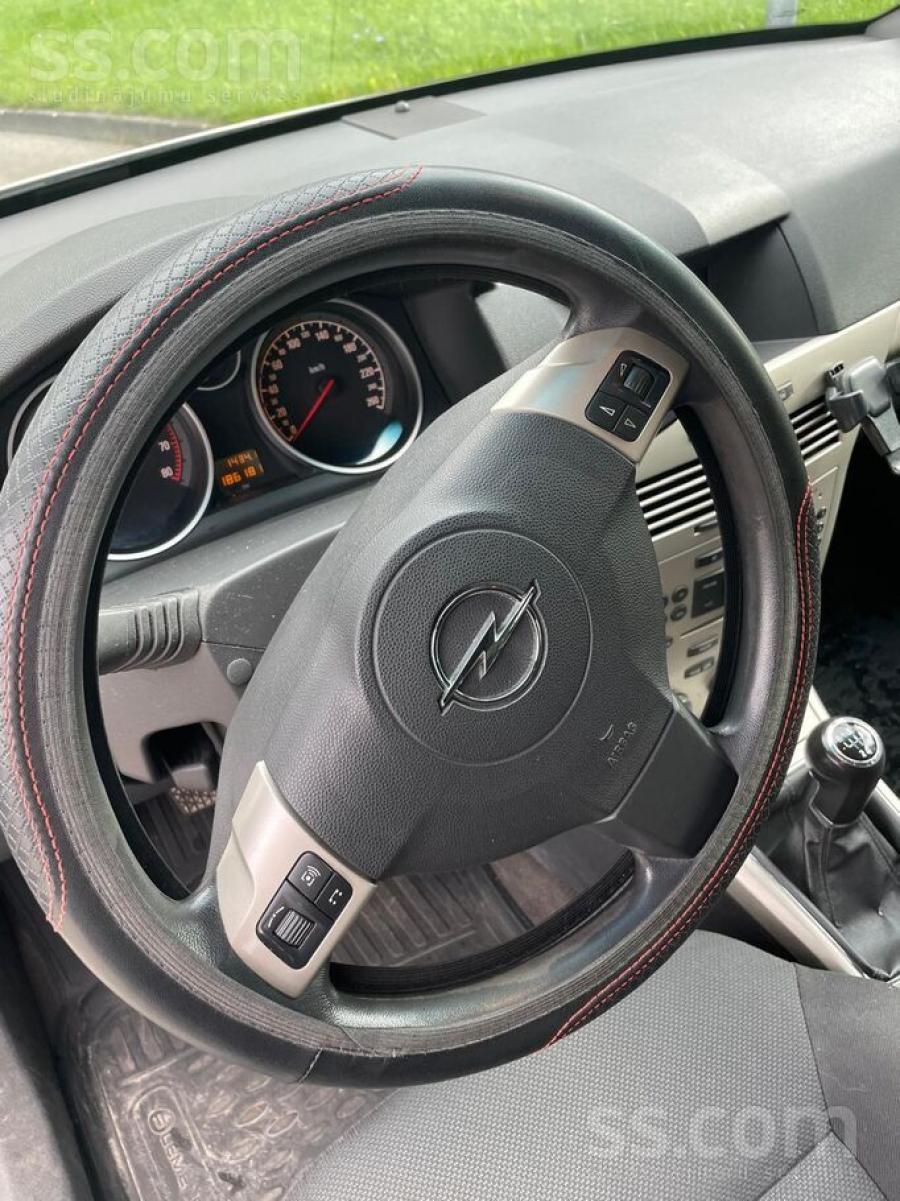Pelēks Opel Astra 2007 Dobele, ar dzinēja tilpumu 1.60 L un nobraukumu 186 tūkst. km par 970 €, foto 7 vietnē AUTOMOTO.COM.LV