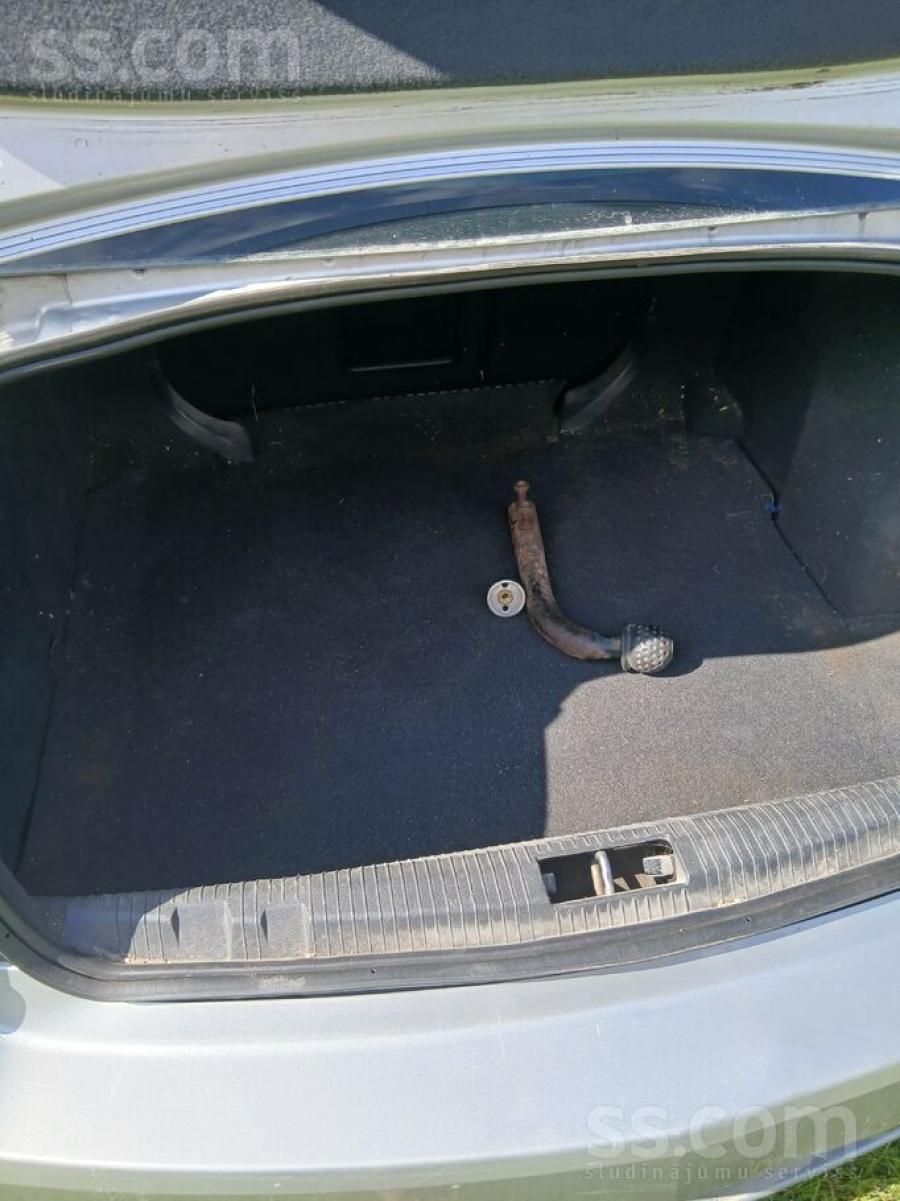 Pelēks Opel Astra 2008 Jelgava, ar dzinēja tilpumu 1.60 L un nobraukumu 271 tūkst. km par 600 €, foto 6 vietnē AUTOMOTO.COM.LV