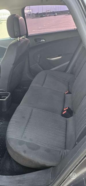 Pelēks Opel Astra 2011 Kauņa, ar dzinēja tilpumu 1.69 L un nobraukumu 244 tūkst. km par 1100 €, foto 12 vietnē AUTOMOTO.COM.LV