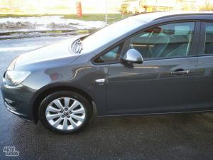 Grey Opel Astra 2014 in Klaipeda, with an engine capacity of 1.70 L and mileage of 197 thousand km for 4490 €, photo 11 on AUTOMOTO.COM.LV