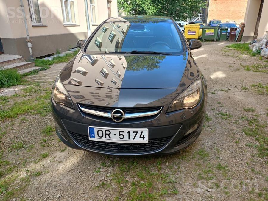 Серый Опель Астра 2014 в Рига, объемом двигателя 1.70 л и пробегом 285 тыс. км за 4650 €, фото 10 на AUTOMOTO.COM.LV
