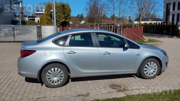 Pelēks Opel Astra 2016 Rīga, ar dzinēja tilpumu 1.40 L un nobraukumu 88 tūkst. km par 6998 €, foto 2 vietnē AUTOMOTO.COM.LV
