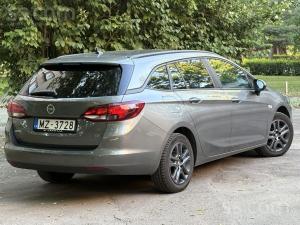 Grey Opel Astra 2016 in Riga, with an engine capacity of 1.60 L and mileage of 261 thousand km for 4550 €, photo  on AUTOMOTO.COM.LV