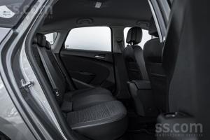 Grey Opel Astra 2017 in Riga, with an engine capacity of 1.40 L and mileage of 79 thousand km for 7990 €, photo 13 on AUTOMOTO.COM.LV