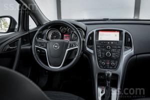 Grey Opel Astra 2017 in Riga, with an engine capacity of 1.40 L and mileage of 79 thousand km for 7990 €, photo 17 on AUTOMOTO.COM.LV