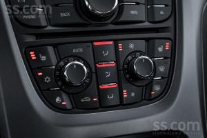 Grey Opel Astra 2017 in Riga, with an engine capacity of 1.40 L and mileage of 79 thousand km for 7990 €, photo 25 on AUTOMOTO.COM.LV
