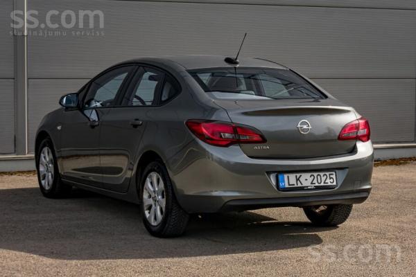 Grey Opel Astra 2019 in Riga, with an engine capacity of 1.60 L and mileage of 0 thousand km for 900 €, photo 6 on AUTOMOTO.COM.LV