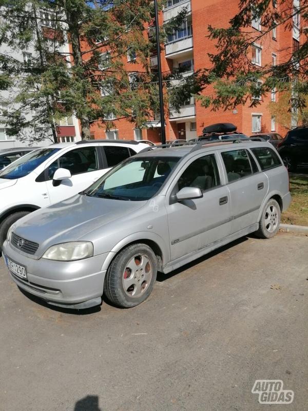 Grey Opel Astra 1999 in Vilnius, with an engine capacity of 2.00 L and mileage of 250 thousand km for 300 €, photo 1 on AUTOMOTO.COM.LV
